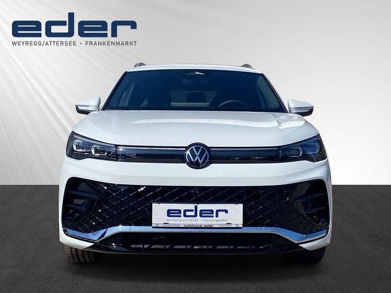 Gebraucht 2024 VW Tiguan R-line 193 PS SUV – 4890 Frankenmarkt (Händler ...