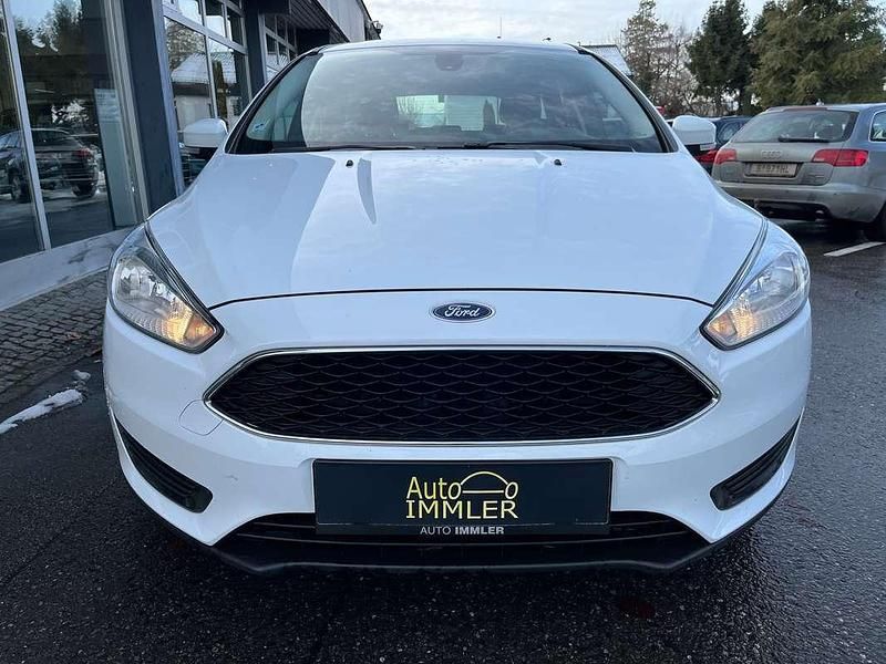 Gebraucht 2017 Ford Focus Trend 95 PS Kombi – 6971 Hard (Händler) – € ...