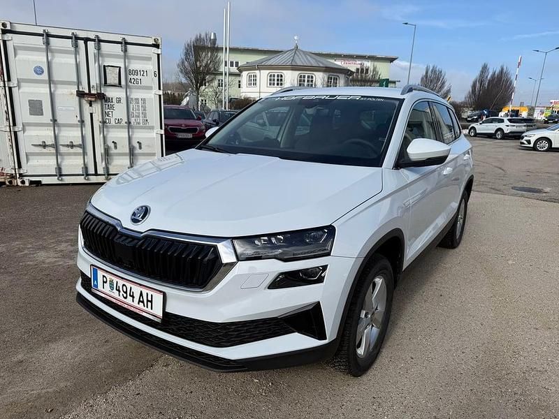 Skoda Karoq Weiss