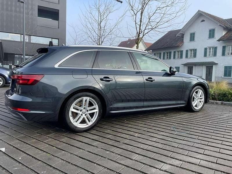 Gebraucht 2017 Audi A4 S-Line 150 PS Kombi – 6923 Lauterach, AT ...
