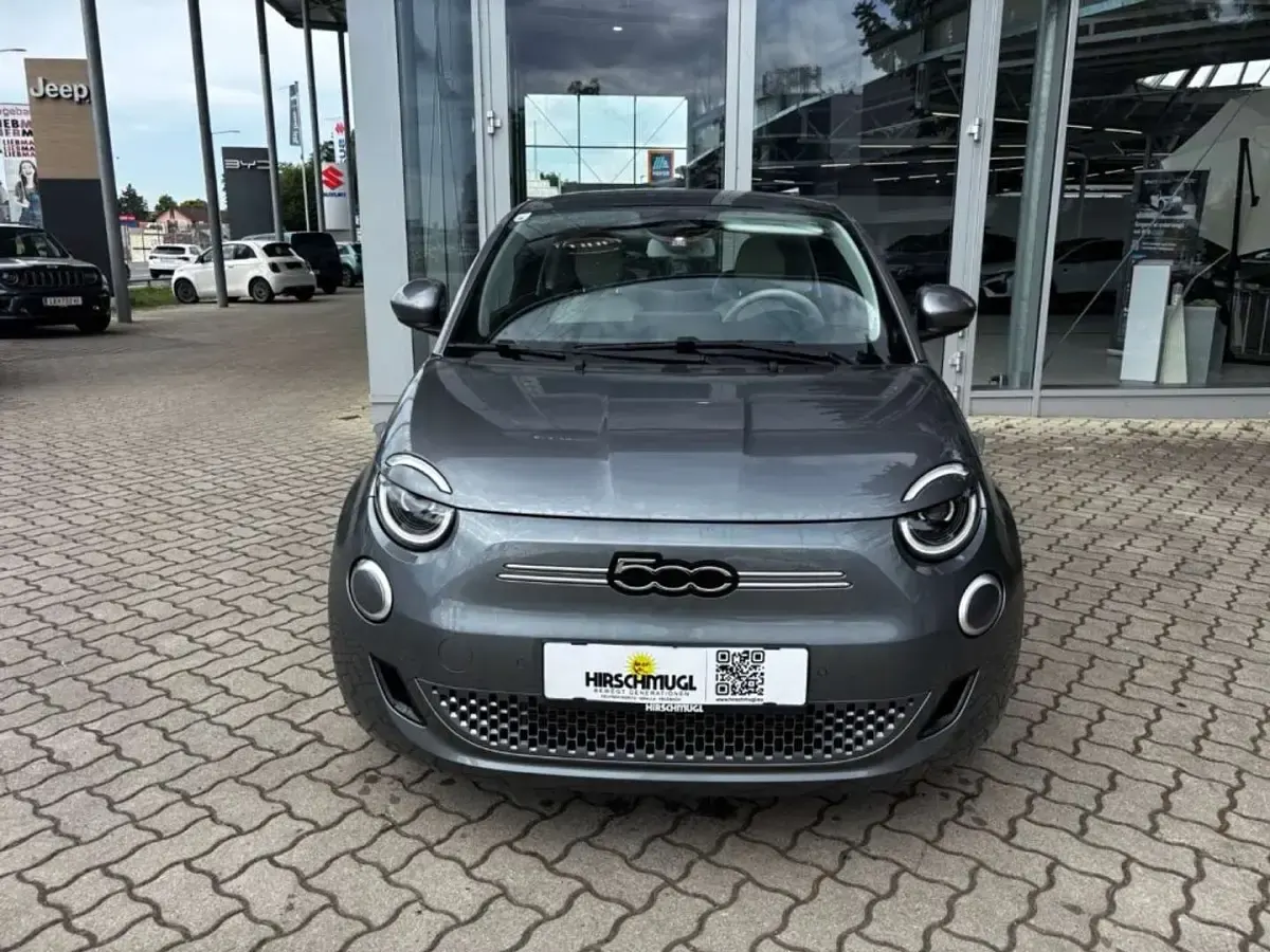 Gebraucht Fiat 500e La Prima 118 PS (2022) in Steiermark - € 18.990 ...