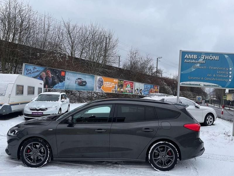 Gebraucht 2020 Ford Focus ST-Line X 120 PS Kombi – 5020 Salzburg ...