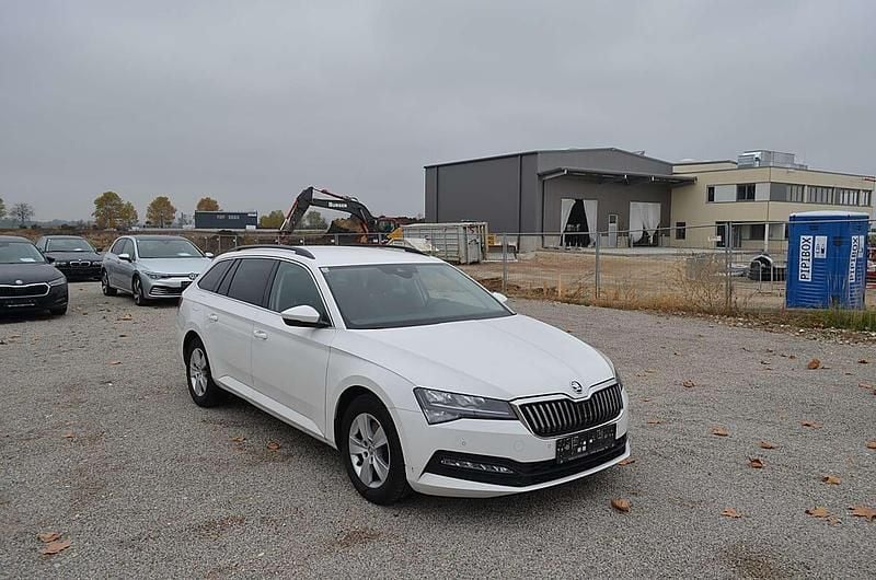 Gebraucht 2020 Skoda Superb Ambition 150 PS Kombi – 3484 Grafenwörth ...