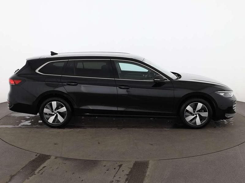 Gebraucht 2024 VW Passat Business 150 PS Kombi – 8143 Dobl bei Lieboch ...