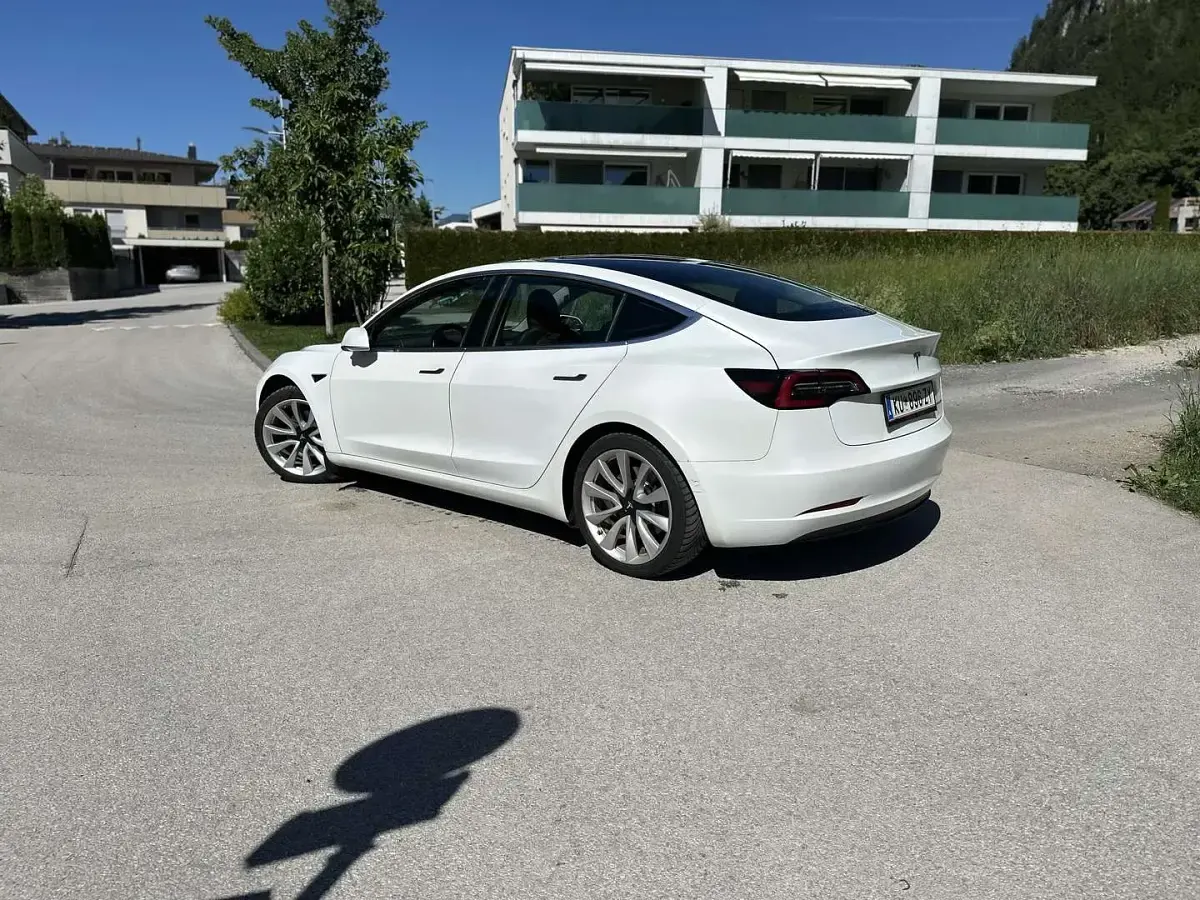 Gebraucht Tesla Model 3 Long Range AWD 476 PS (2019) in Kufstein - € 20 ...