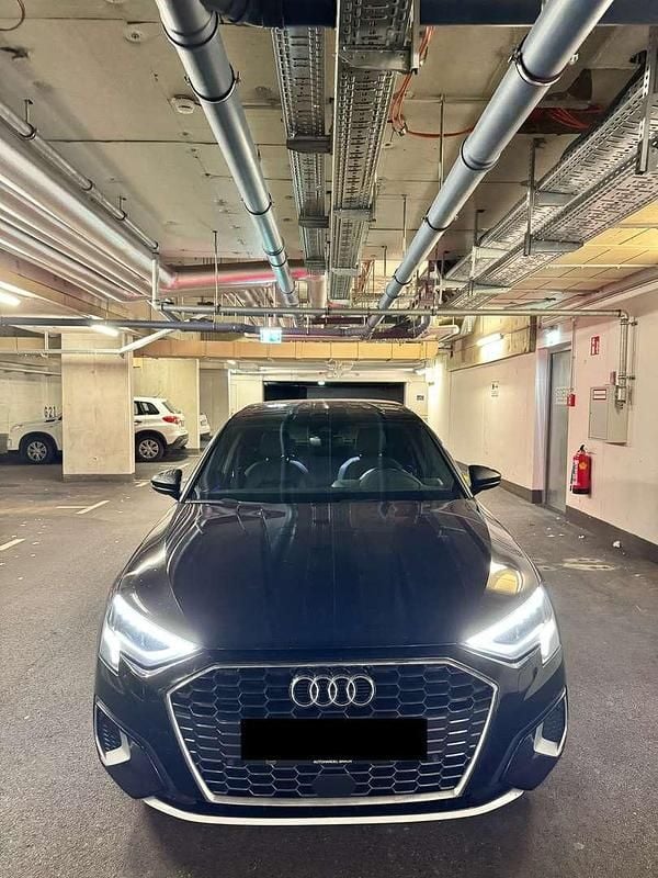 Gebraucht 2022 Audi A3 116 PS Limousine – 1200 wien (Händler) – € 20. ...