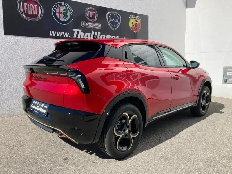 Neu Alfa Romeo Junior 144 PS (2025) in Oberösterreich - € 34.990 ...