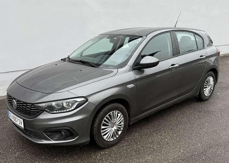 Gebraucht 2019 Fiat Tipo 95 PS Limousine – 4451 garsten (Händler) – € 8 ...