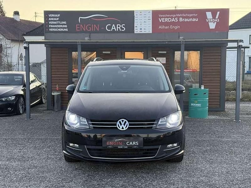 Gebraucht 2012 VW Sharan Highline 170 PS Van / Kleinbus – 5280 Braunau ...
