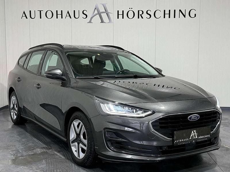 Gebraucht 2022 Ford Focus Cool & Connect 120 PS Kombi – 4063 Hörsching ...