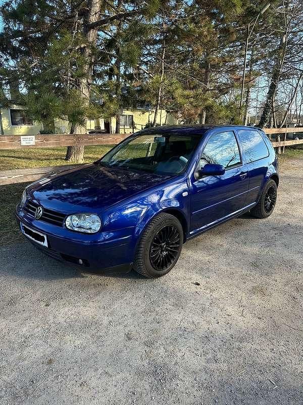 Gebraucht 2002 VW Golf Comfortline 68 PS Limousine – 1100 Wien (Händler ...