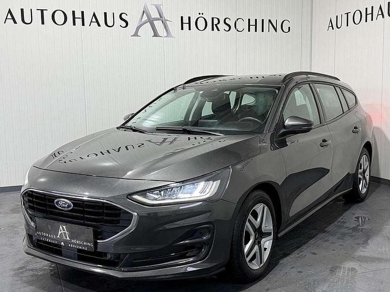 Gebraucht 2022 Ford Focus Cool & Connect 120 PS Kombi – 4063 Hörsching ...