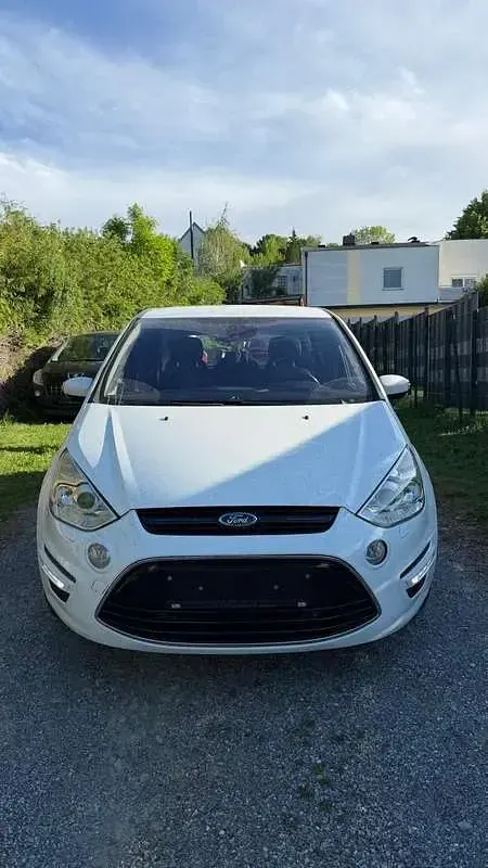 Gebraucht Ford S-MAX Trend 140 PS (2012) in Oberwart , AT - € 2.390 ...