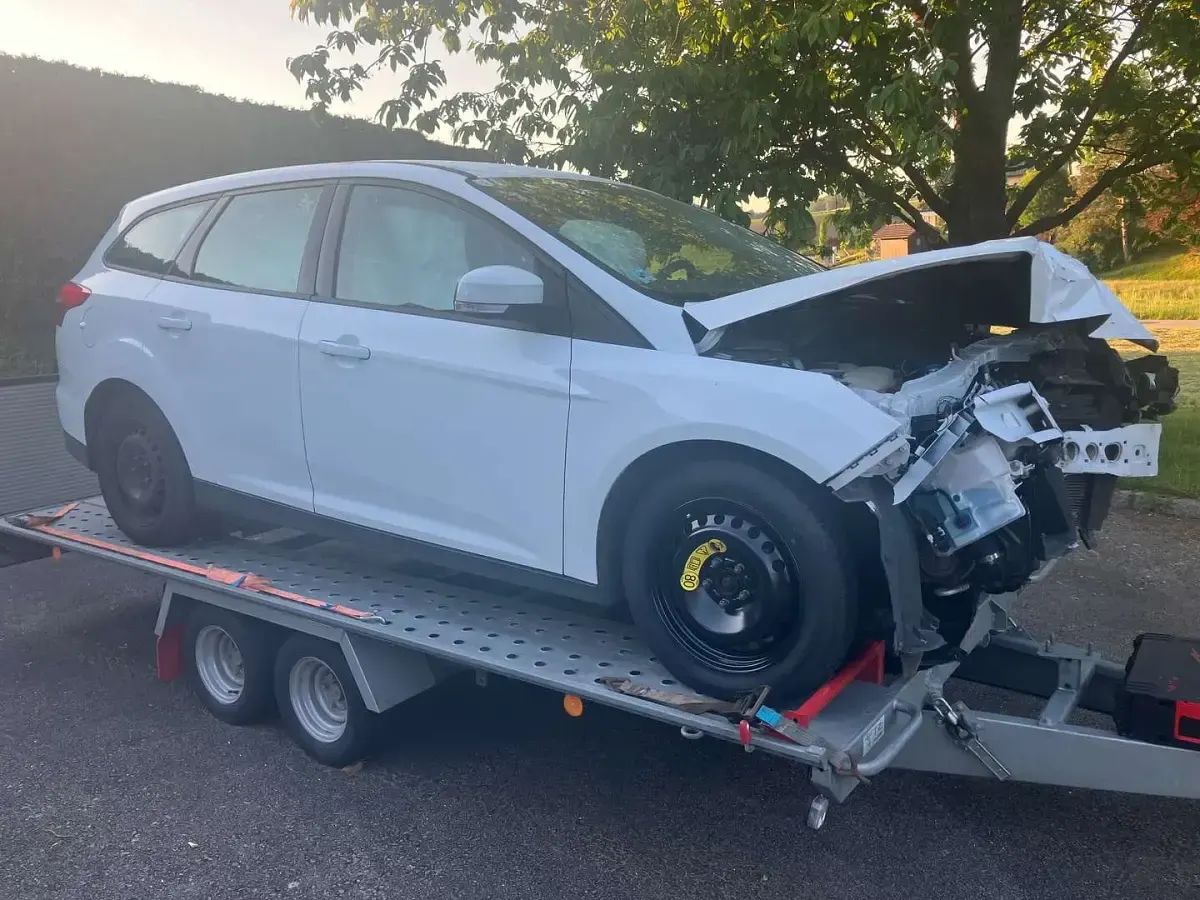 Gebraucht Ford Focus Titanium 120 PS (2017) in Enzenkirchen - € 1.490 ...