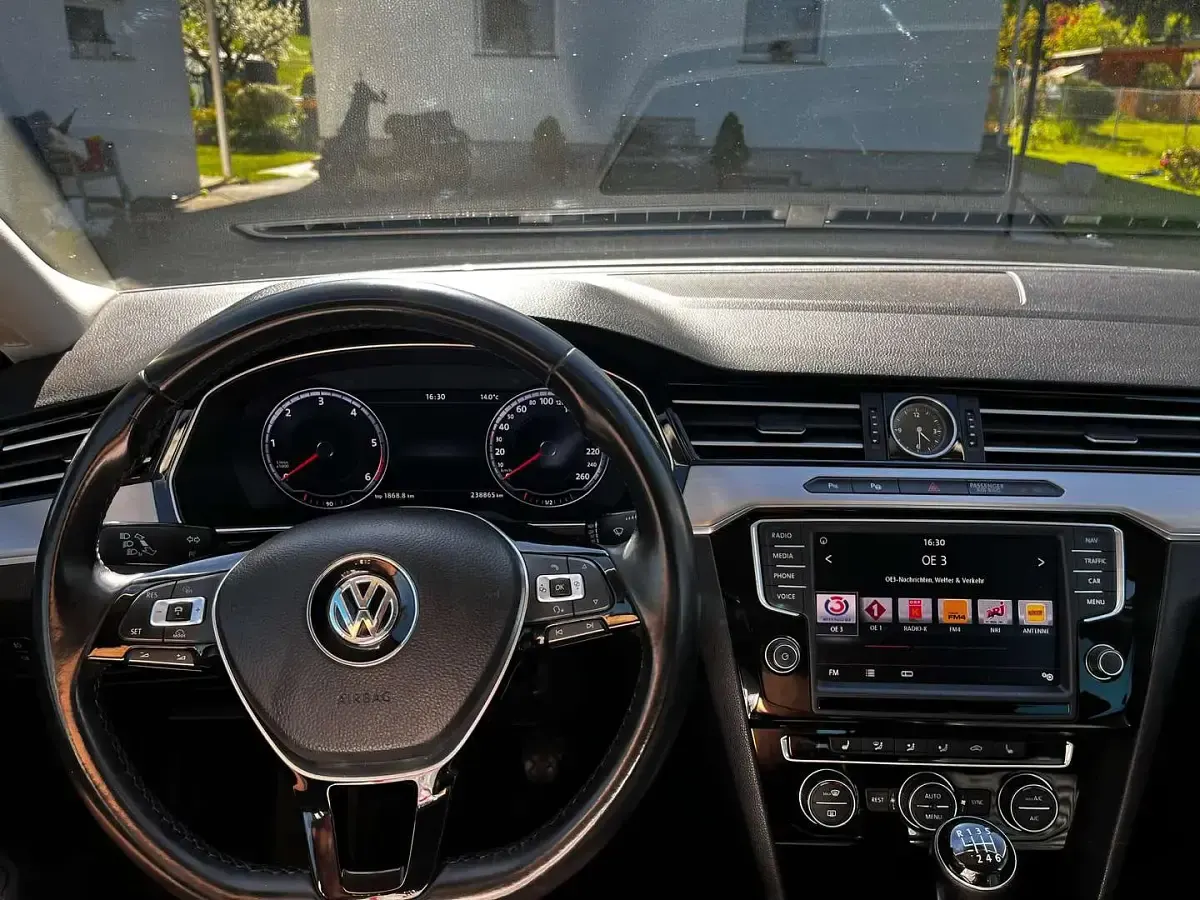 Gebraucht VW Passat Highline 150 PS (2015) in Klagenfurt am Wörthersee ...