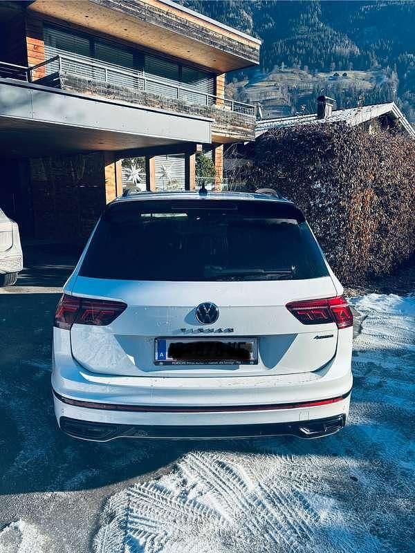 Gebraucht 2023 VW Tiguan R-line 200 PS SUV – 5630 Bad Hofagstein ...