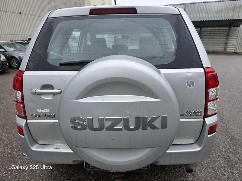 Gebraucht 2006 Suzuki Grand Vitara Comfort 129 PS SUV – 8055 Graz ...