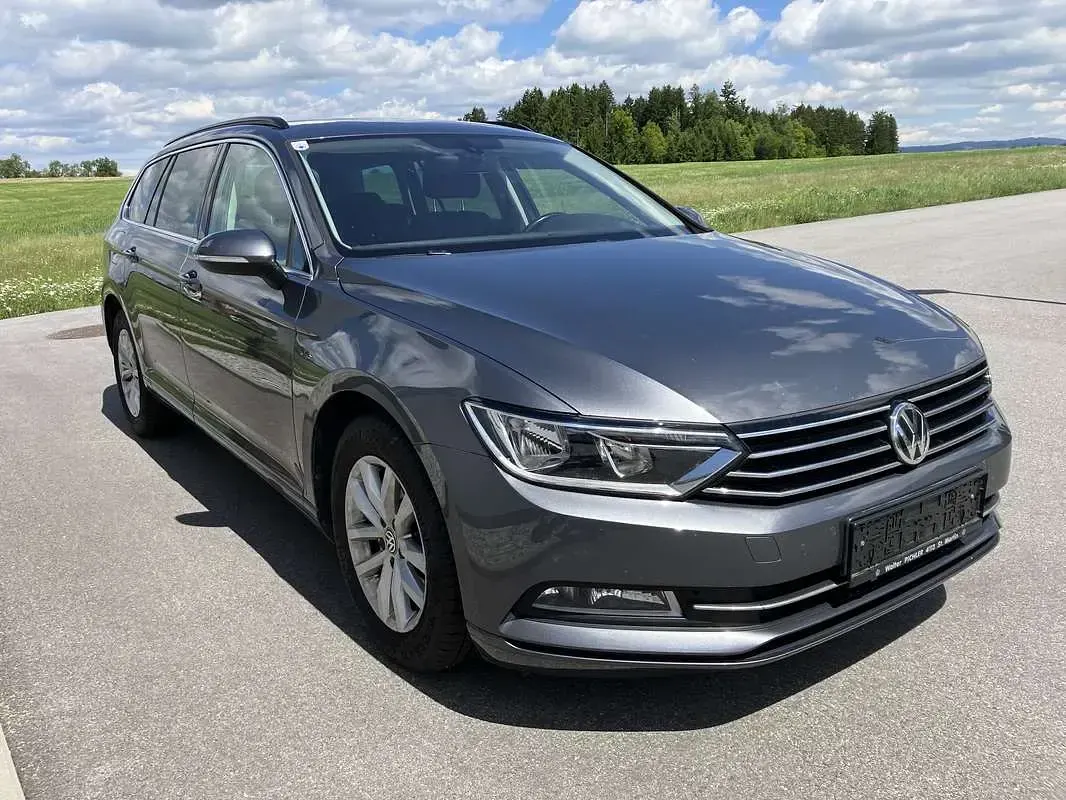 Gebraucht VW Passat Comfortline 150 PS (2016) in Kleinzell im Mühlkreis ...