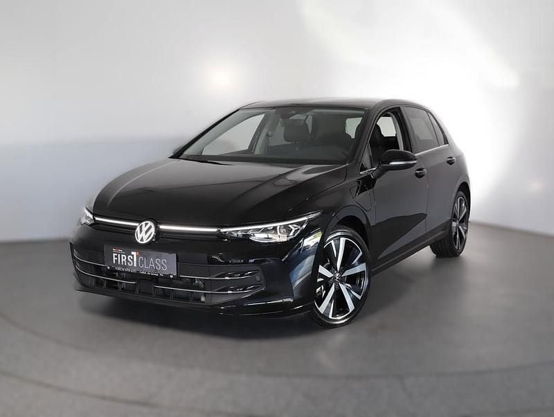 Gebraucht 2024 VW Golf VIII Style 150 PS Limousine – 1210 Wien (Händler ...