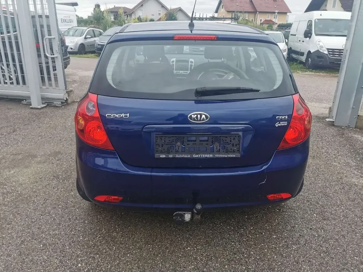 Gebraucht Kia Ceed Basis 109 PS (2008) in Marchtrenk - € 1.890 | AutoUncle