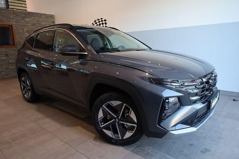 Neu 2026 Hyundai Tucson GO! 180 PS SUV – 6261 Tirol (Händler) – € 44. ...