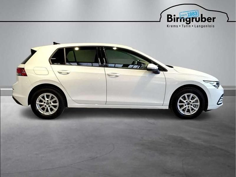 Gebraucht 2024 VW Golf 110 PS Limousine – 3430 Tulln, AT (Händler) – € ...