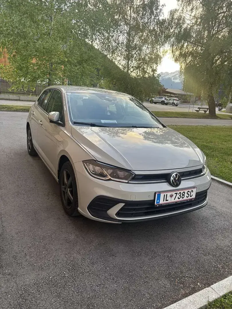 Gebraucht VW Polo Basis 80 PS (2023) in Unterperfuss - € 12.000 | AutoUncle
