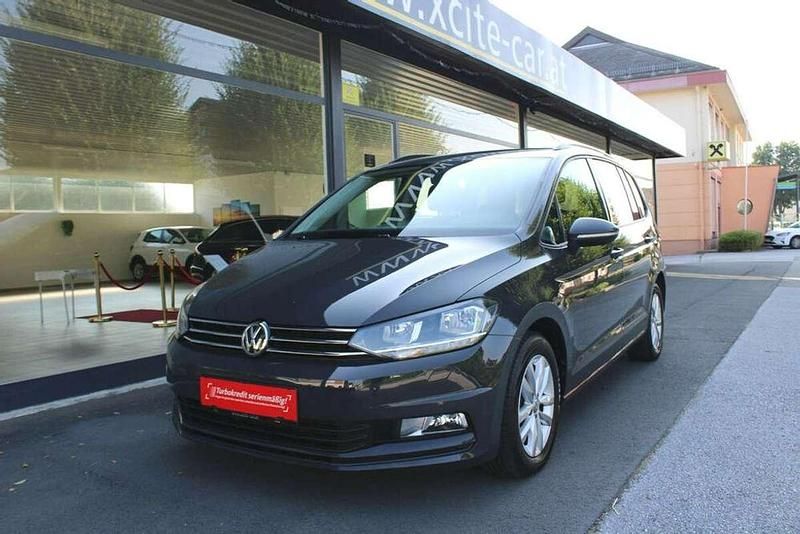 Gebraucht 2017 VW Touran Comfortline 116 PS Van / Kleinbus – 8264 ...