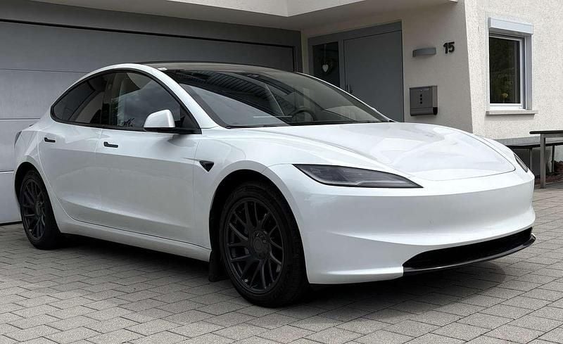 Gebraucht 2024 Tesla Model 3 Long Range AWD 441 PS Limousine – 6830 ...