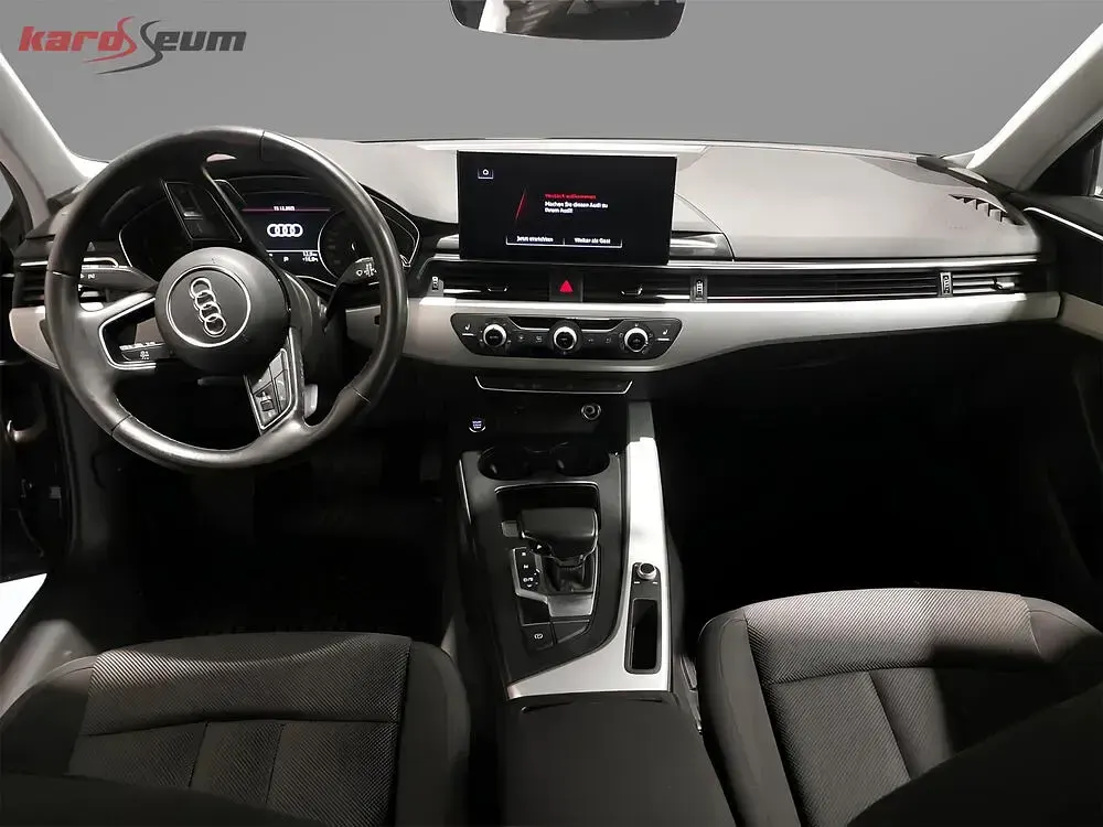 Gebraucht Audi A4 Basis 150 PS (2022) in Oberösterreich - € 22.390 ...