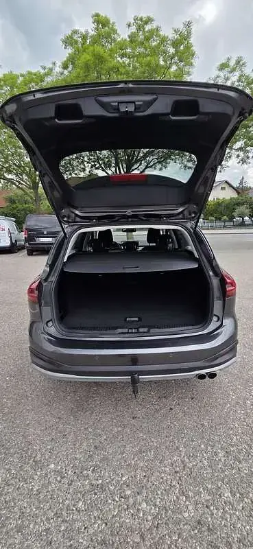 Gebraucht Ford Focus Active X 116 PS (2024) in Baden, AT - € 24.500 ...