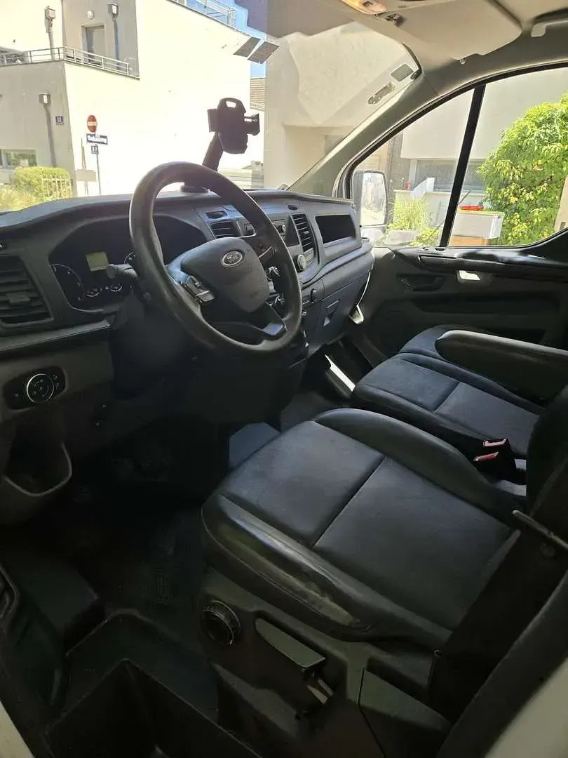 Gebraucht Ford Transit Custom 105 PS (2018) in Wien - € 12.590 | AutoUncle