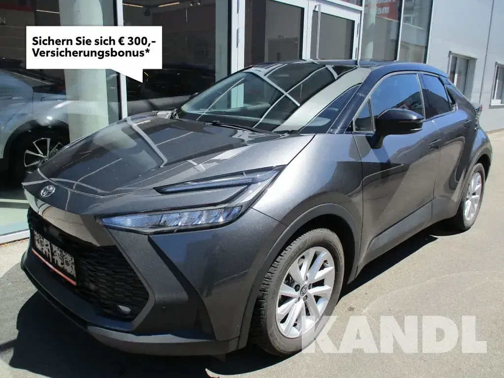 Gebraucht Toyota C-HR Active 98 PS (2025) in Wien - € 28.490 | AutoUncle