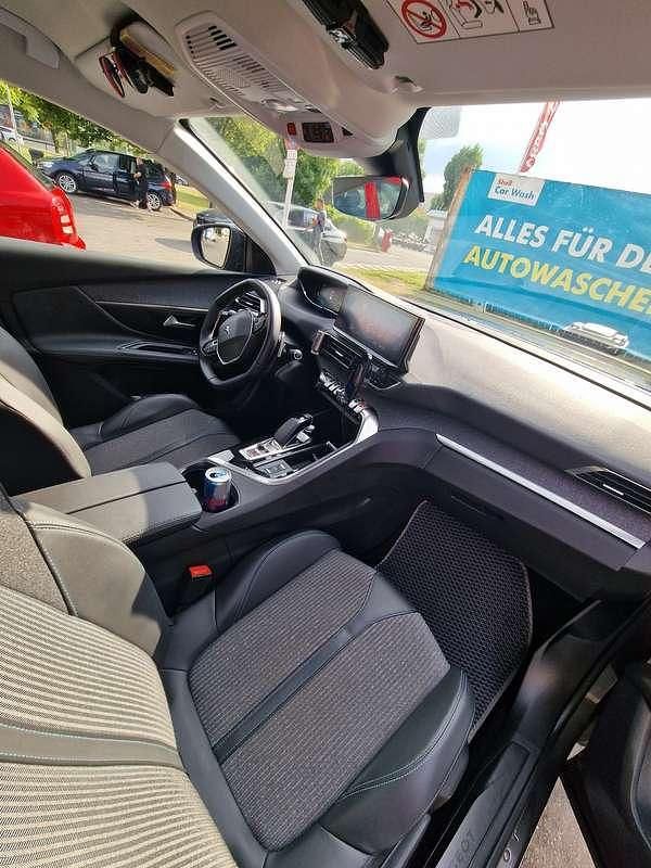Gebraucht 2020 Peugeot 3008 Allure 181 PS SUV – Wien (Händler) – € 22. ...