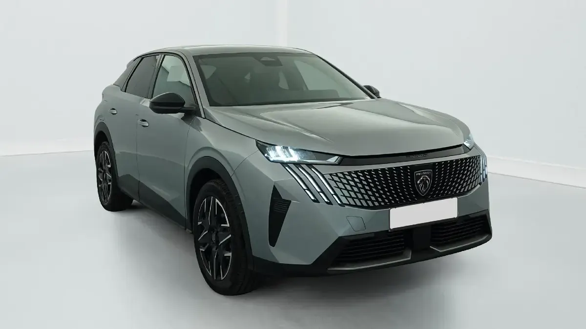 Gebraucht Peugeot 3008 Allure 136 PS (2025) in Altach - € 32.216 ...