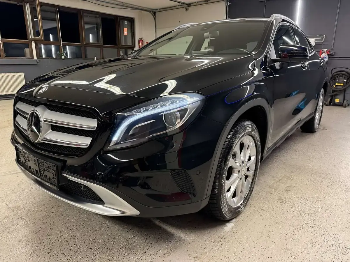 Gebraucht Mercedes GLA220 177 PS (2016) in Tarrenz - € 17.900 | AutoUncle