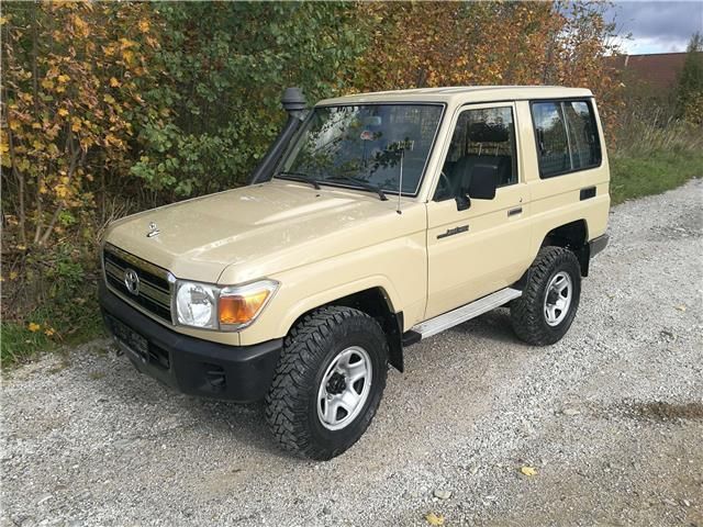 Verkauft Toyota Land Cruiser HZJ 71 73., gebraucht 2008, 155.000 km in Wien