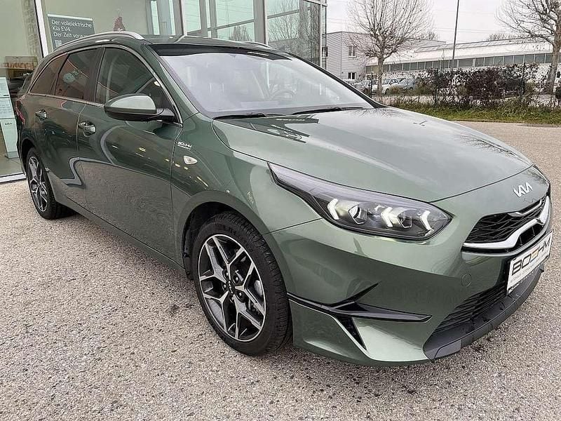 Gebraucht 2024 Kia Ceed Sportswagon Silver 140 PS Kombi – 3500 Krems ...