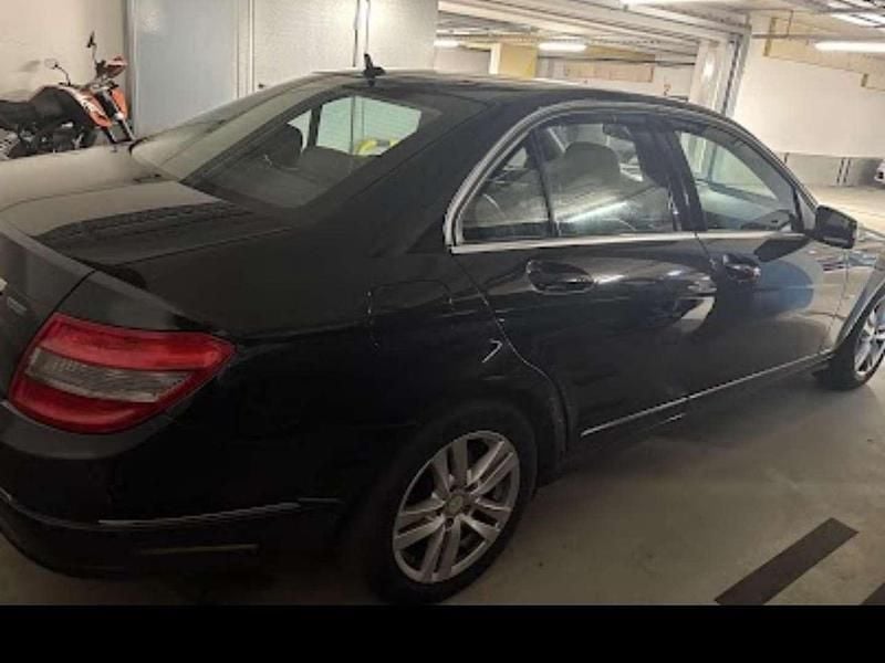 Gebraucht 2011 Mercedes 180 120 PS Limousine – 1100 Wien (Händler) – € ...