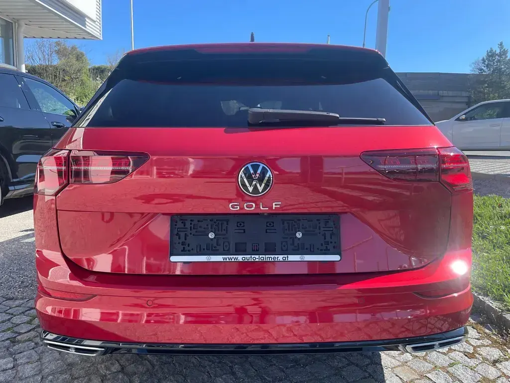 Gebraucht VW Golf VIII R-line 150 PS (2021) in Niederösterreich - € 26. ...