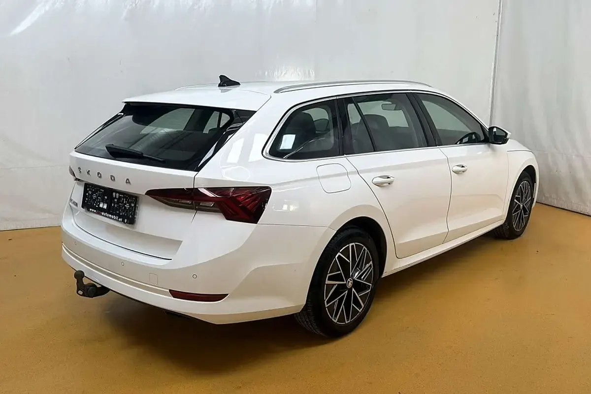 Gebraucht Skoda Octavia Style 150 PS (2023) in Arbing, AT - € 15.997 ...