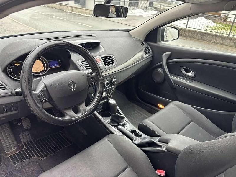 Gebraucht 2007 Renault Mégane Coupé Expression 90 PS Coupé – 6262 Fügen ...