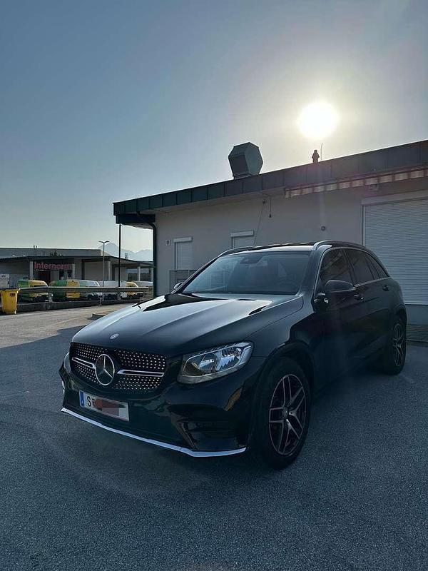 Gebraucht 2016 Mercedes GLC220 AMG line 170 PS SUV – 5020 Salzburg ...