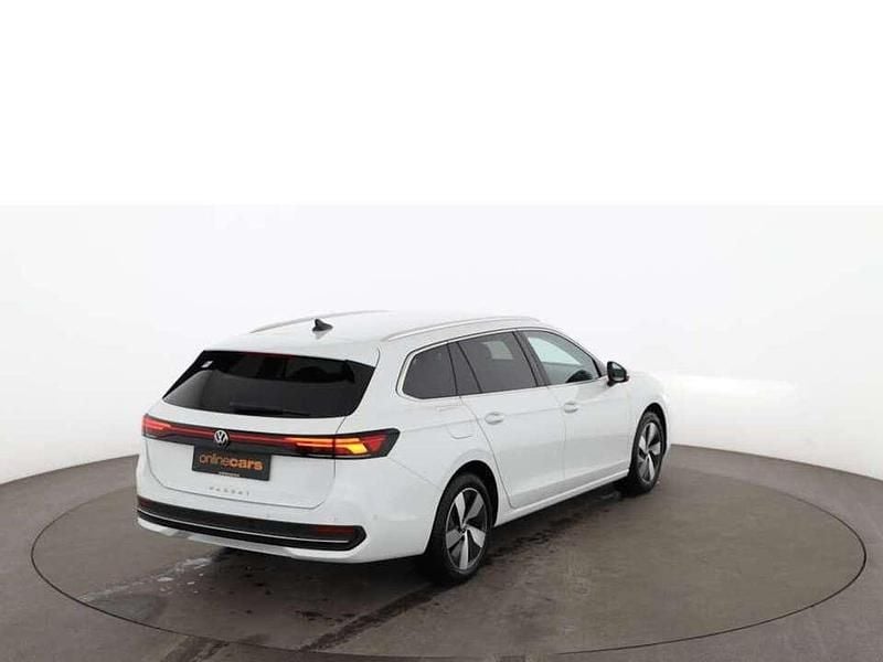 Gebraucht 2025 VW Passat Business 150 PS Kombi – 8143 Dobl bei Lieboch ...