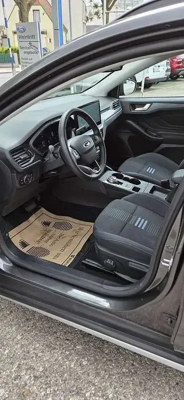 Gebraucht Ford Focus Active X 116 PS (2024) in Baden, AT - € 24.500 ...
