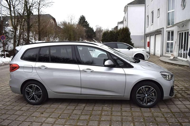 Gebraucht 2018 BMW 218 Sport Line 150 PS Kombi – 3270 Scheibbs (Händler ...