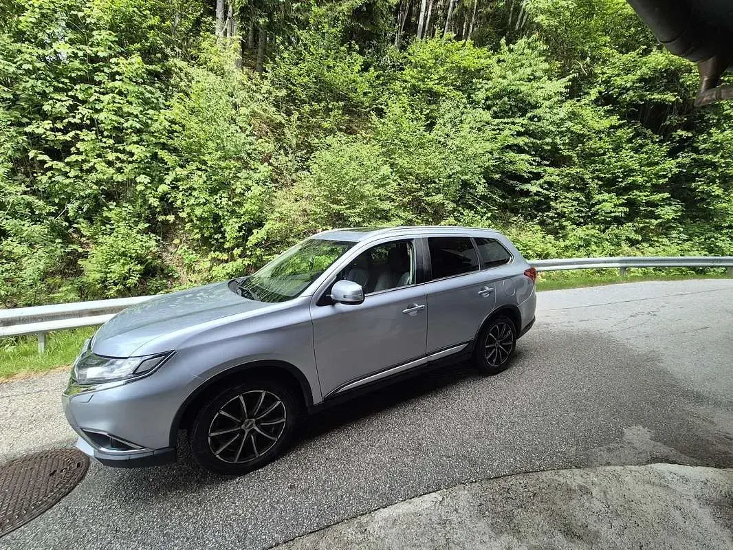 Gebraucht Mitsubishi Outlander 150 PS (2017) in mittersill, AT - € 10. ...