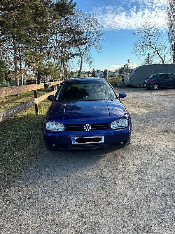 Gebraucht 2002 VW Golf Comfortline 68 PS Limousine – 1100 Wien (Händler ...