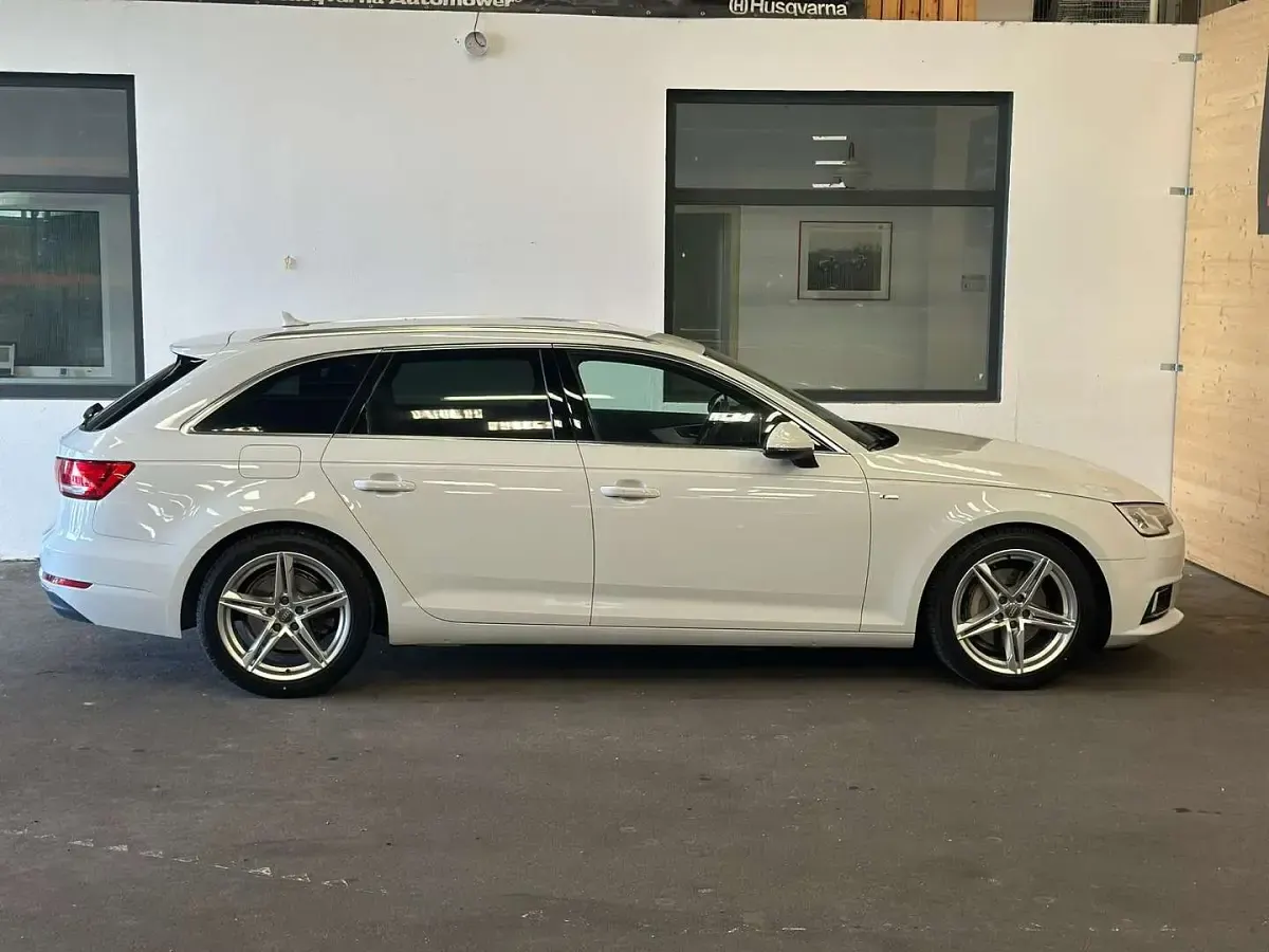Gebraucht Audi A4 S-Line 190 PS (2017) in Grünbach - € 17.990 | AutoUncle