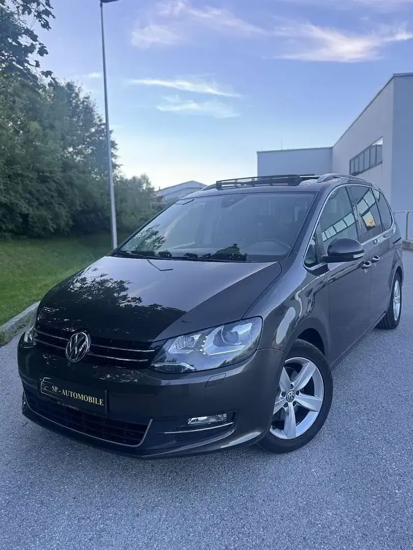 Gebraucht VW Sharan 131 PS (2015) in Kuchl - € 18.999 | AutoUncle